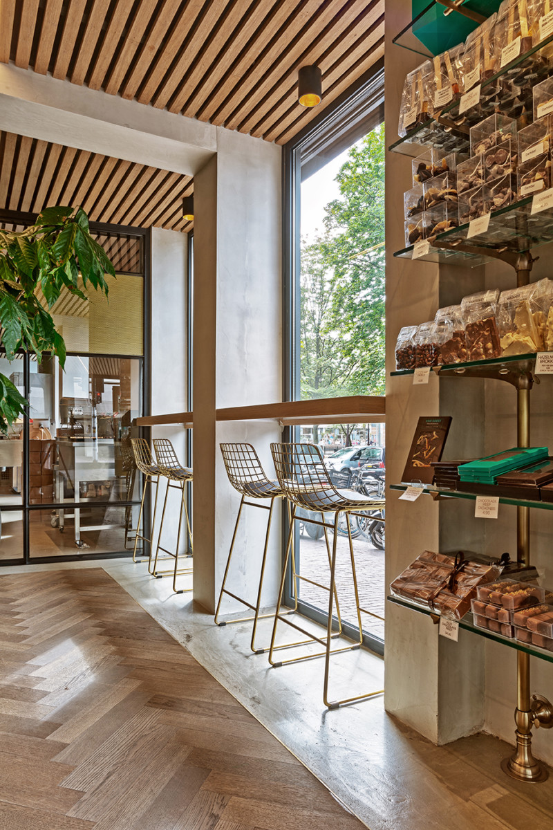 Van Soest Amsterdam by Studio Robin Sluijzer
